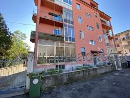 Appartamento in vendita a Villafranca Di Verona