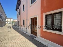 Appartamento in vendita a Villafranca Di Verona