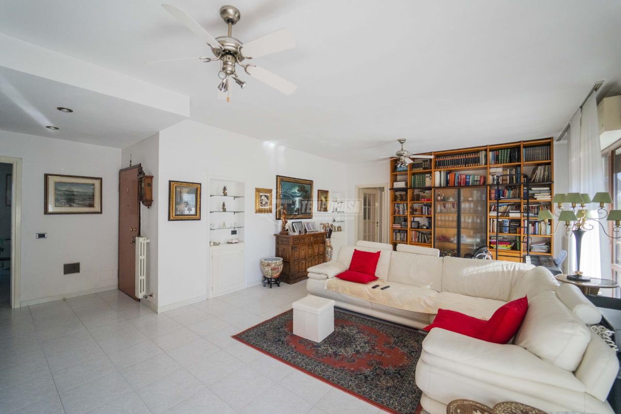 Appartamento in Via Mirabelli 15, Mortara