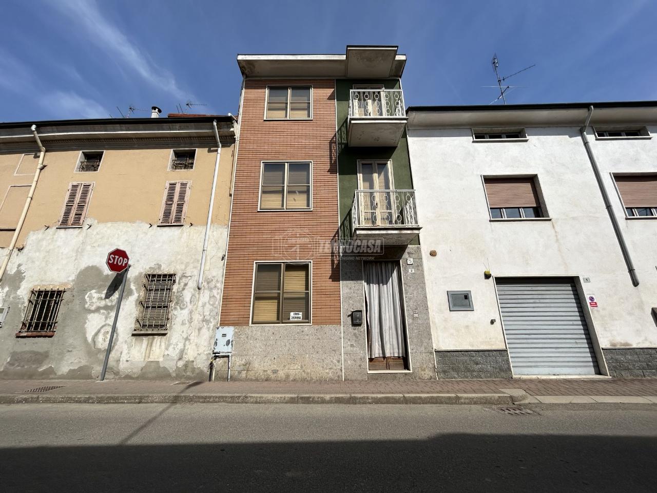 Casa indipendente in vendita a Breme