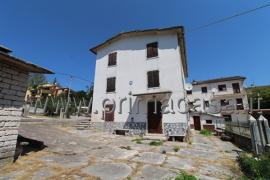 Rustico in vendita a Sant'Anna D'Alfaedo