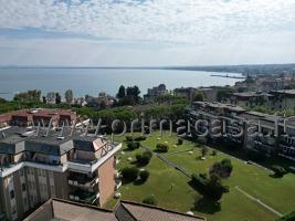 Appartamento in vendita a Desenzano Del Garda