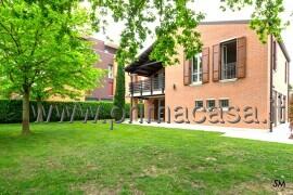 Casa indipendente in vendita a Carpi
