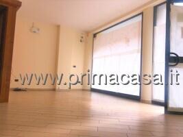 Negozio in vendita a Milano