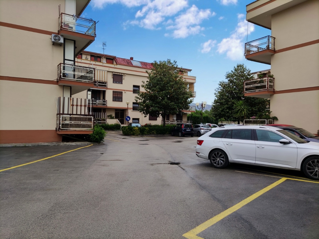 Box in vendita a Caserta