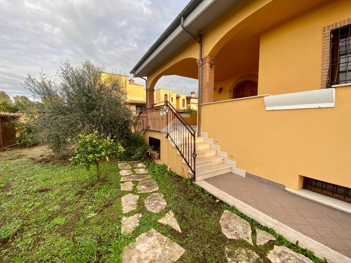 Villa in vendita a Fiumicino