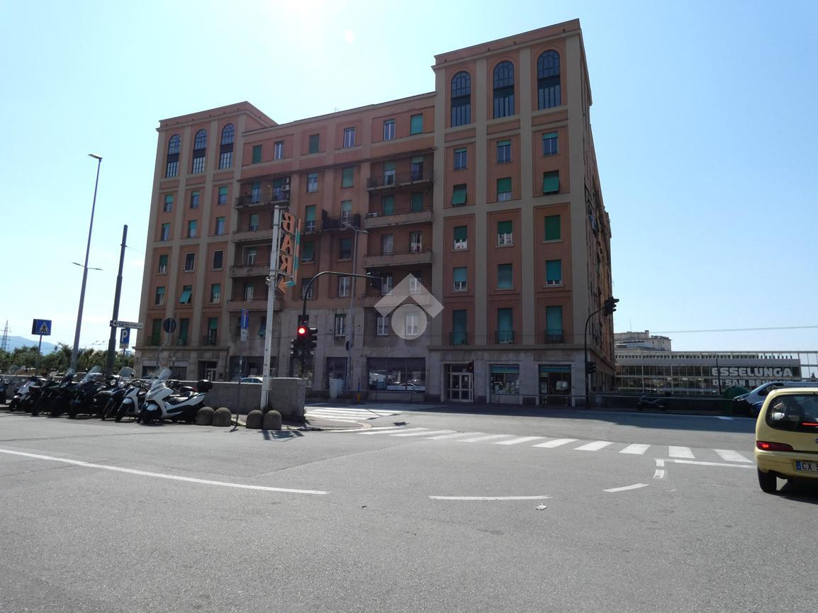 Appartamento in vendita a Genova