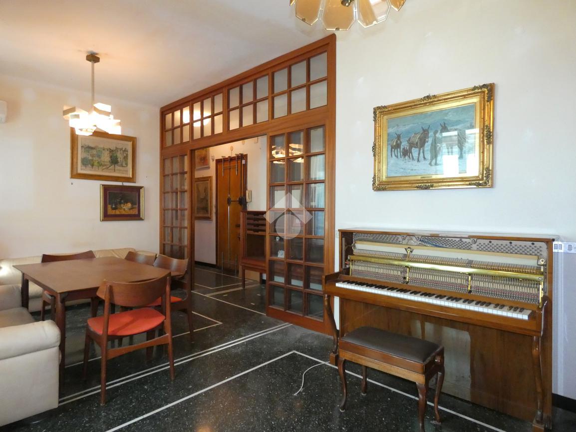 Appartamento in vendita a Genova