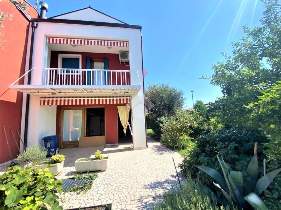 Villa a schiera in vendita a Nervesa Della Battaglia