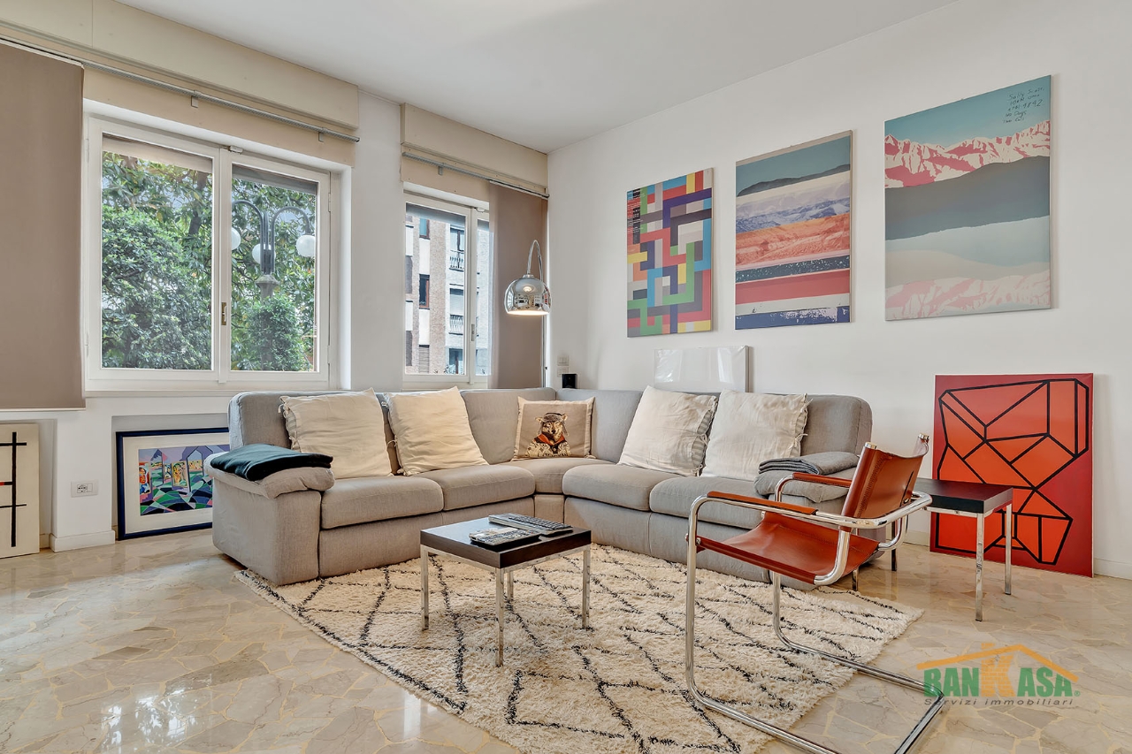 Bilocale in Via Vincenzo Monti 79/7, Milano