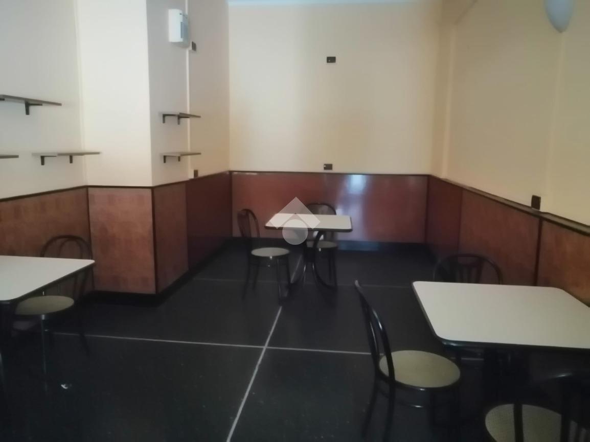 Negozio in vendita a Genova