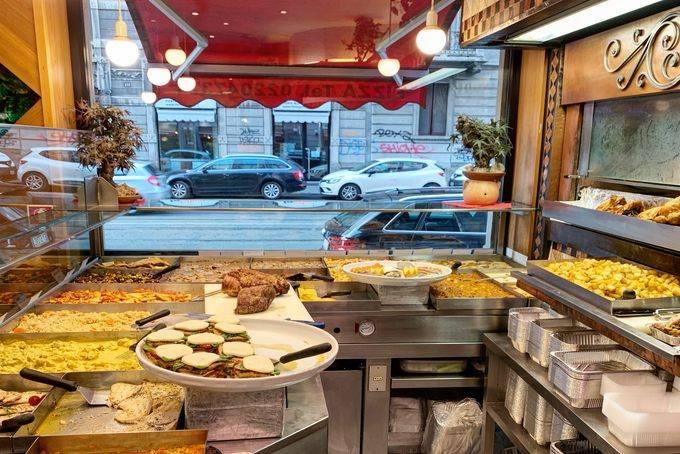 Esercizio commerciale in vendita a Pisa