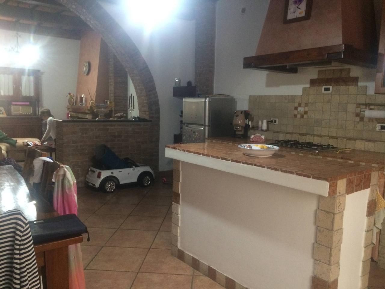 Casa indipendente in vendita a Cascina