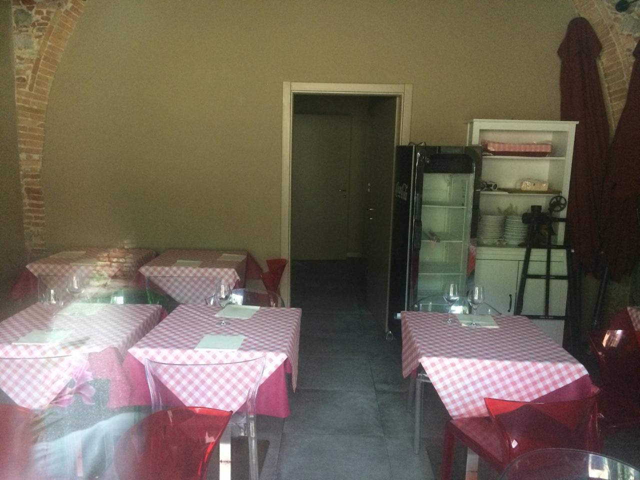 Esercizio commerciale in affitto a Pisa