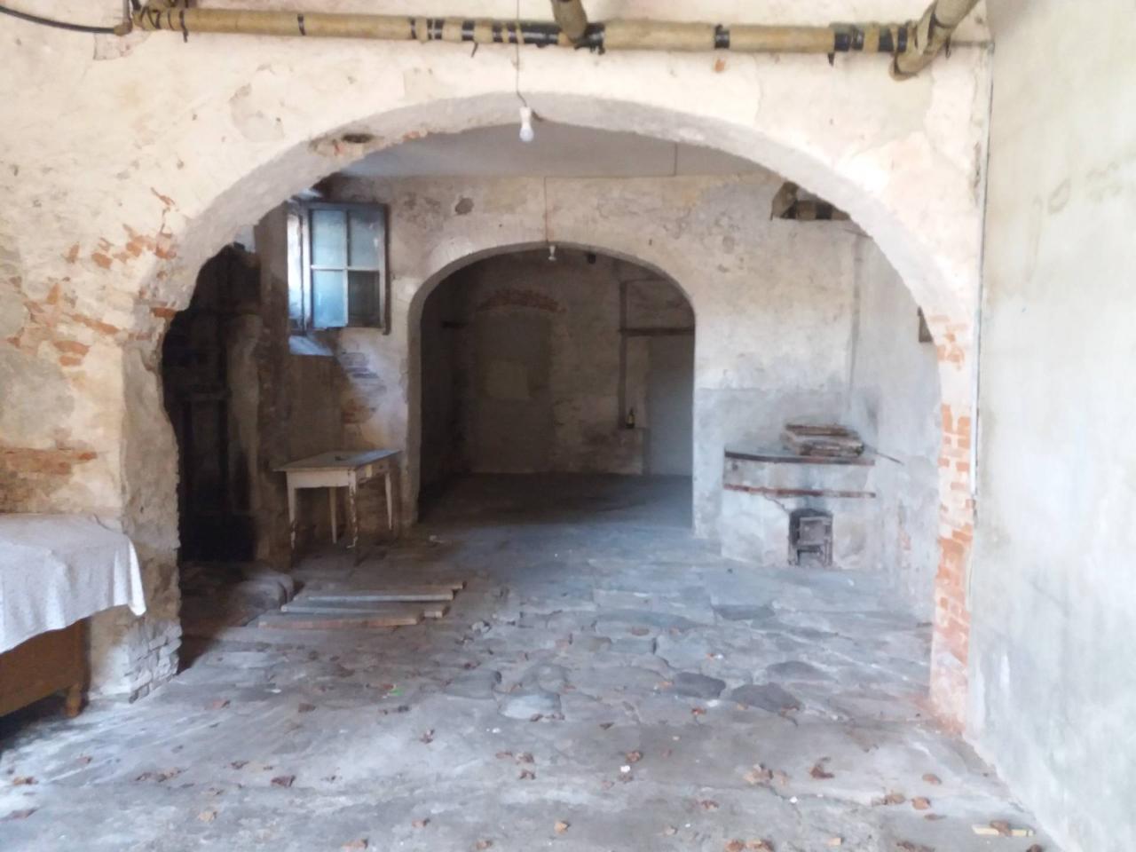 Magazzino in affitto a San Giuliano Terme