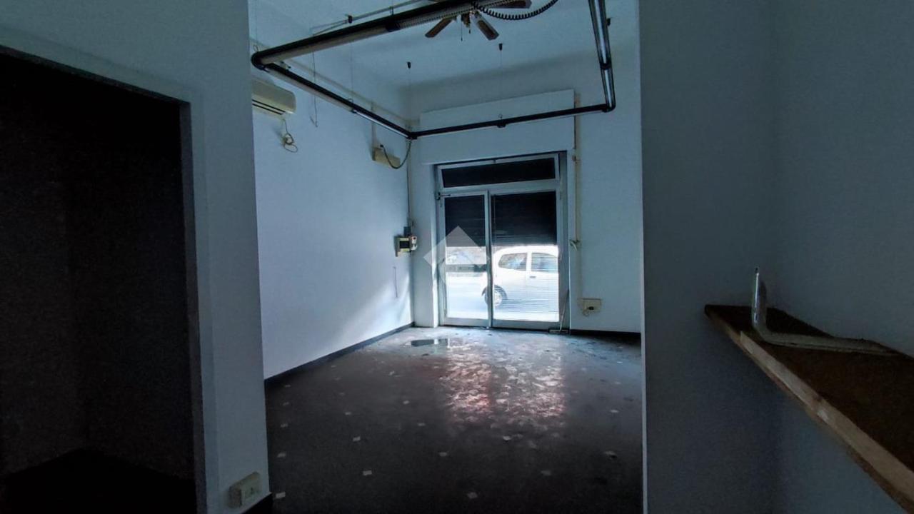Negozio in vendita a Genova