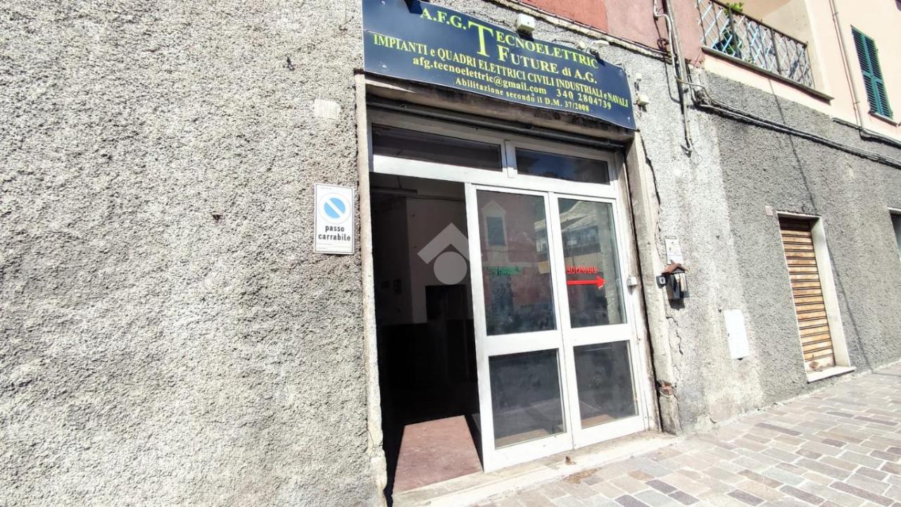 Negozio in vendita a Genova