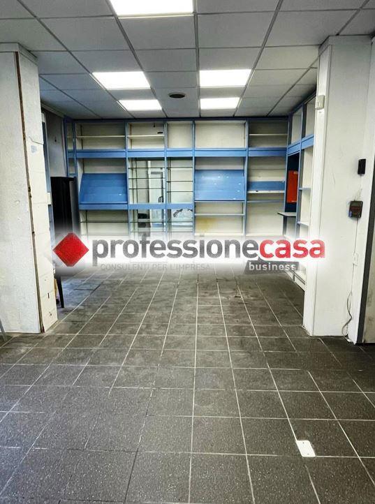 Negozio in affitto a Livorno