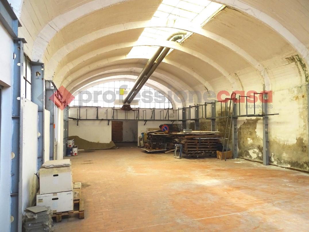 Capannone in vendita a Livorno