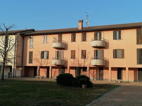 Box in vendita a Dovera