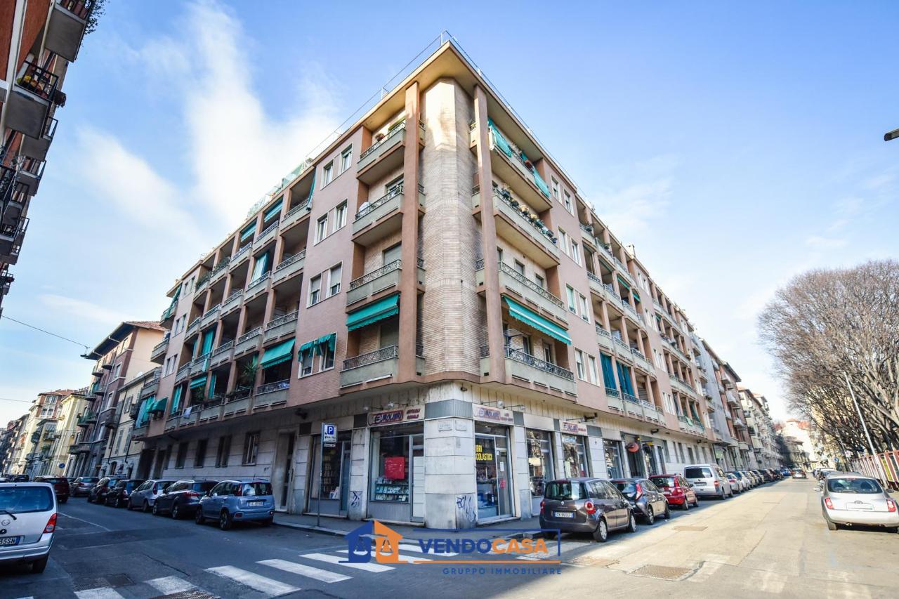 Locale commerciale in vendita a Torino