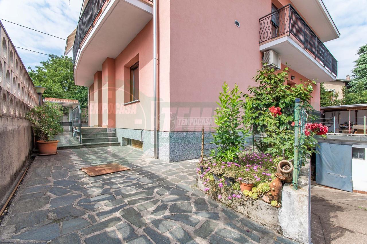 Villa a schiera in vendita a Olgiate Olona Foto-17