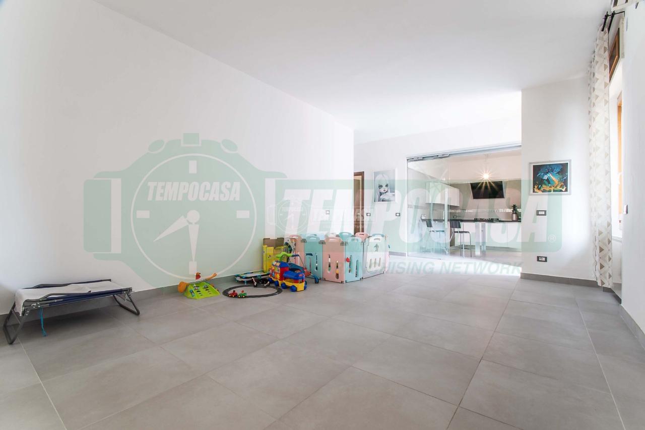 Villa a schiera in vendita a Olgiate Olona Foto-14