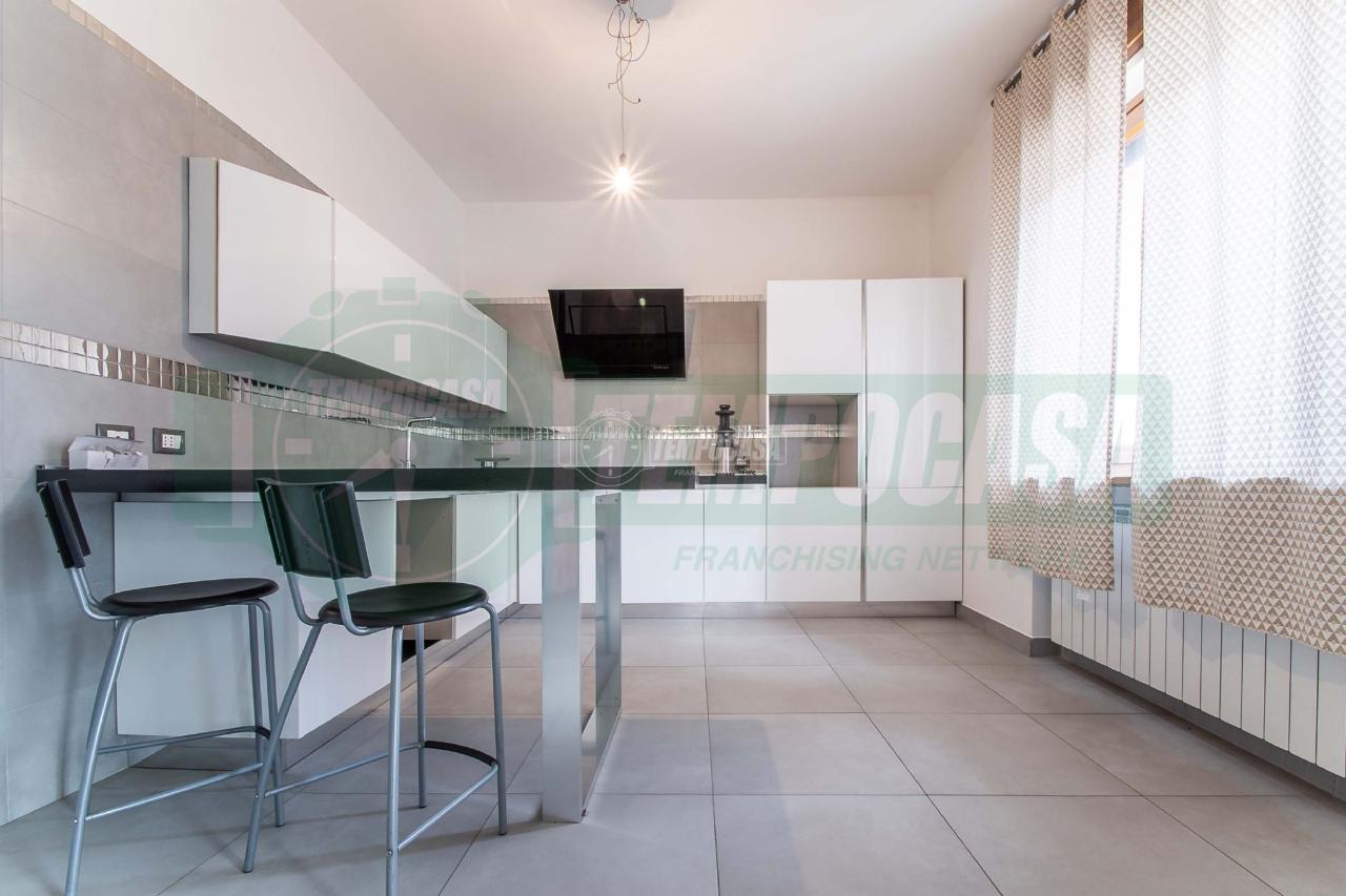 Villa a schiera in vendita a Olgiate Olona Foto-5