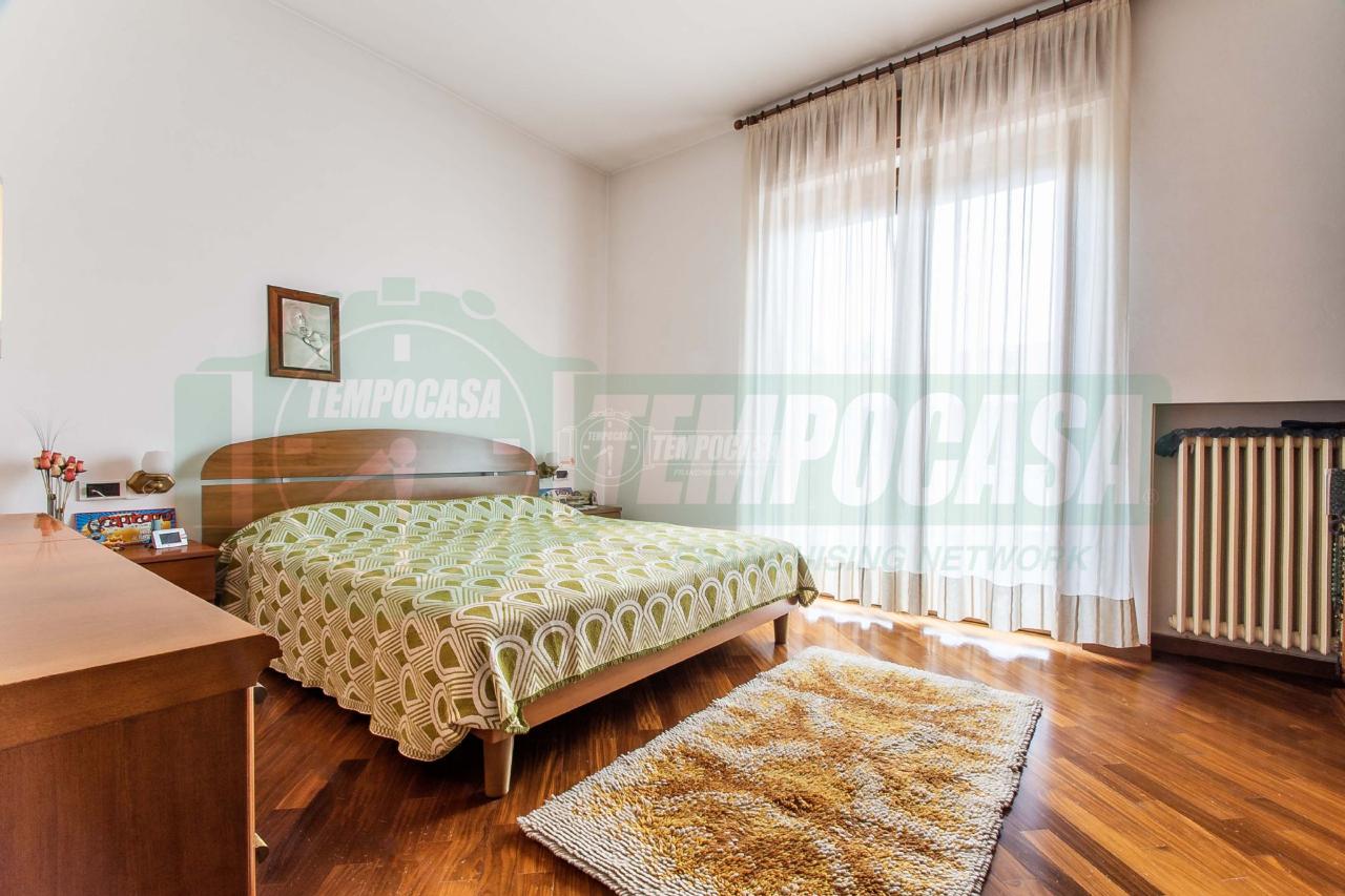 Villa a schiera in vendita a Olgiate Olona Foto-2