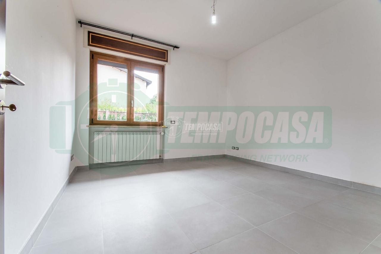 Villa a schiera in vendita a Olgiate Olona Foto-7