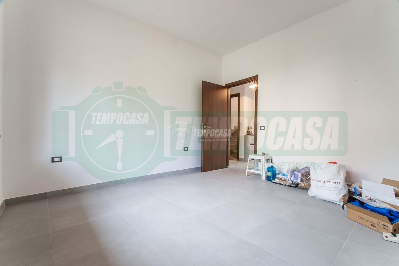 Villa a schiera in vendita a Olgiate Olona Foto-10