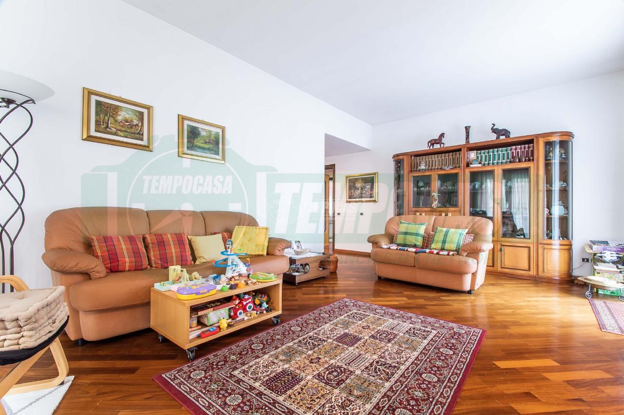 Villa a schiera in vendita a Olgiate Olona Foto-24