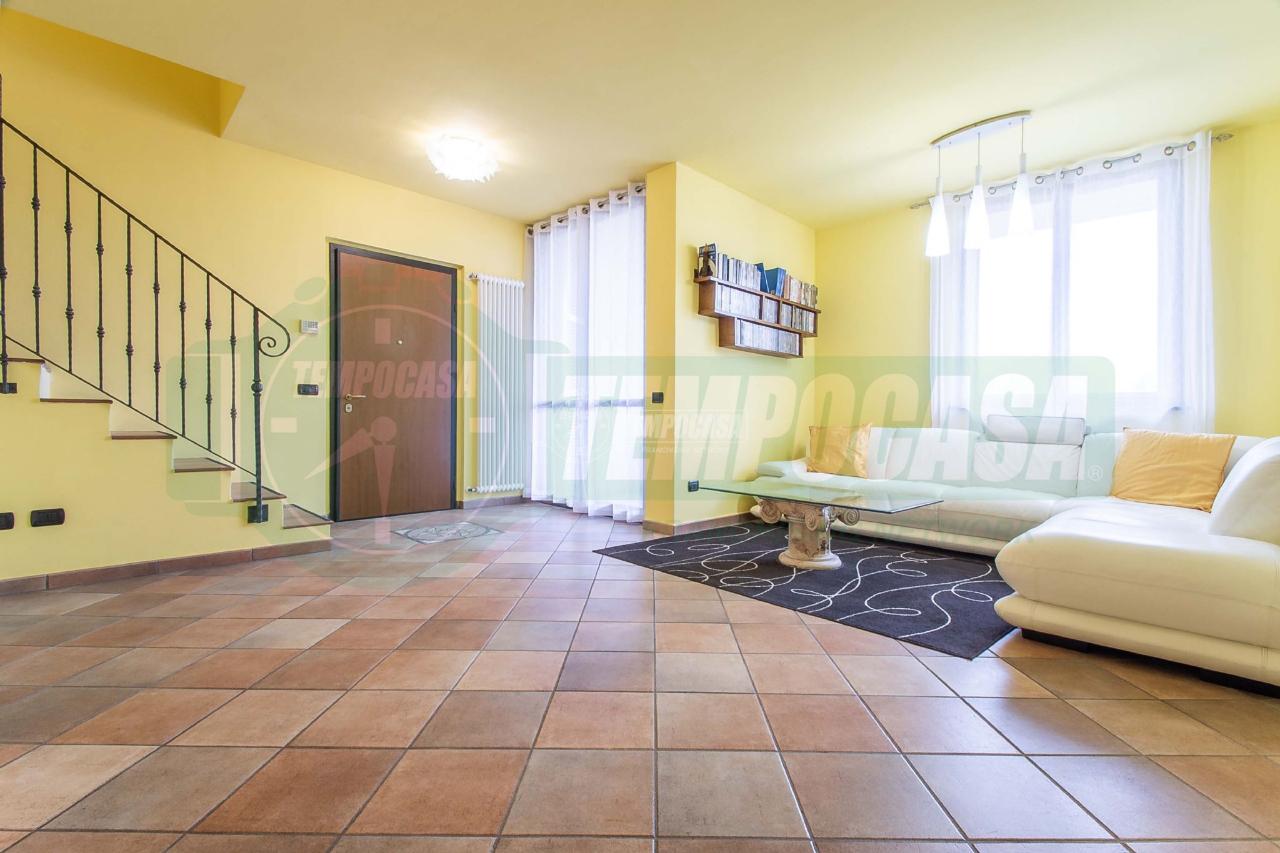 Appartamento in vendita a Olgiate Olona