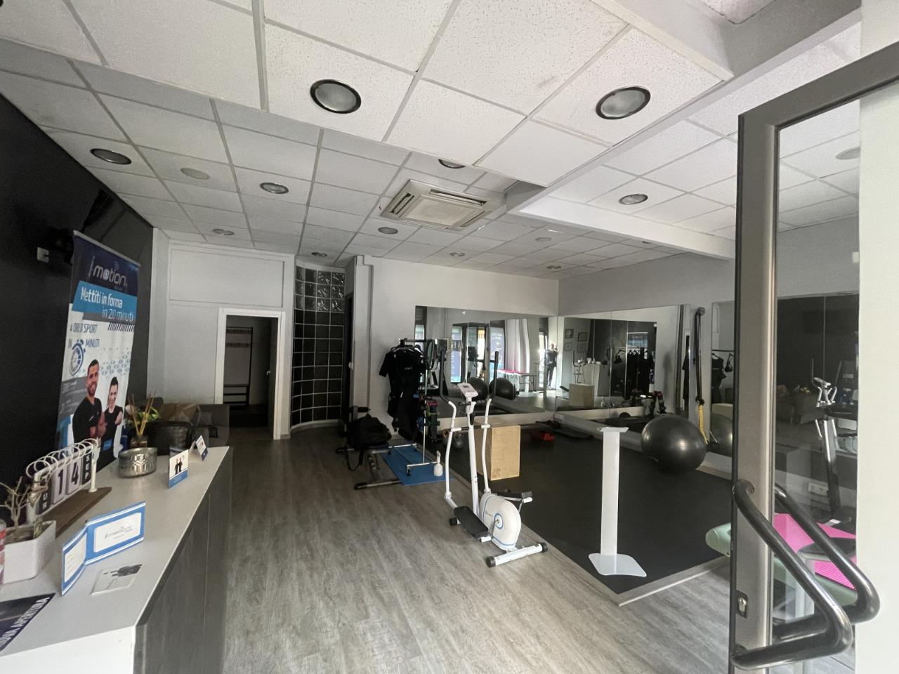 Negozio in affitto a Roma