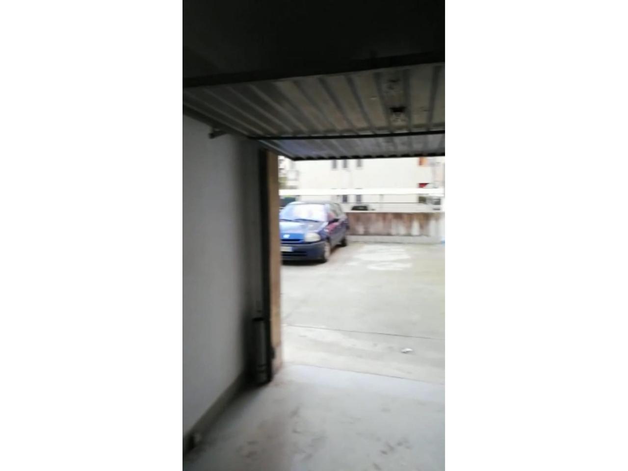 Box in vendita a Palermo