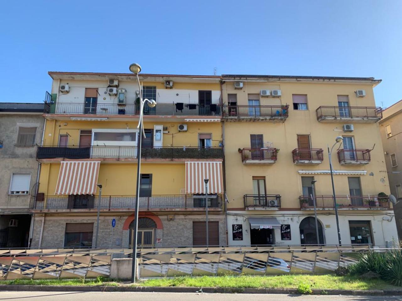 Negozio in vendita a Battipaglia