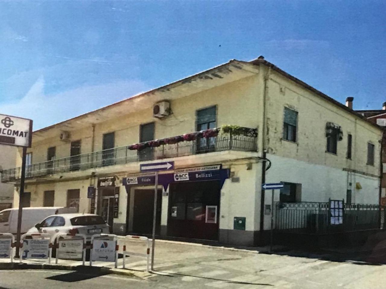 Negozio in affitto a Bellizzi