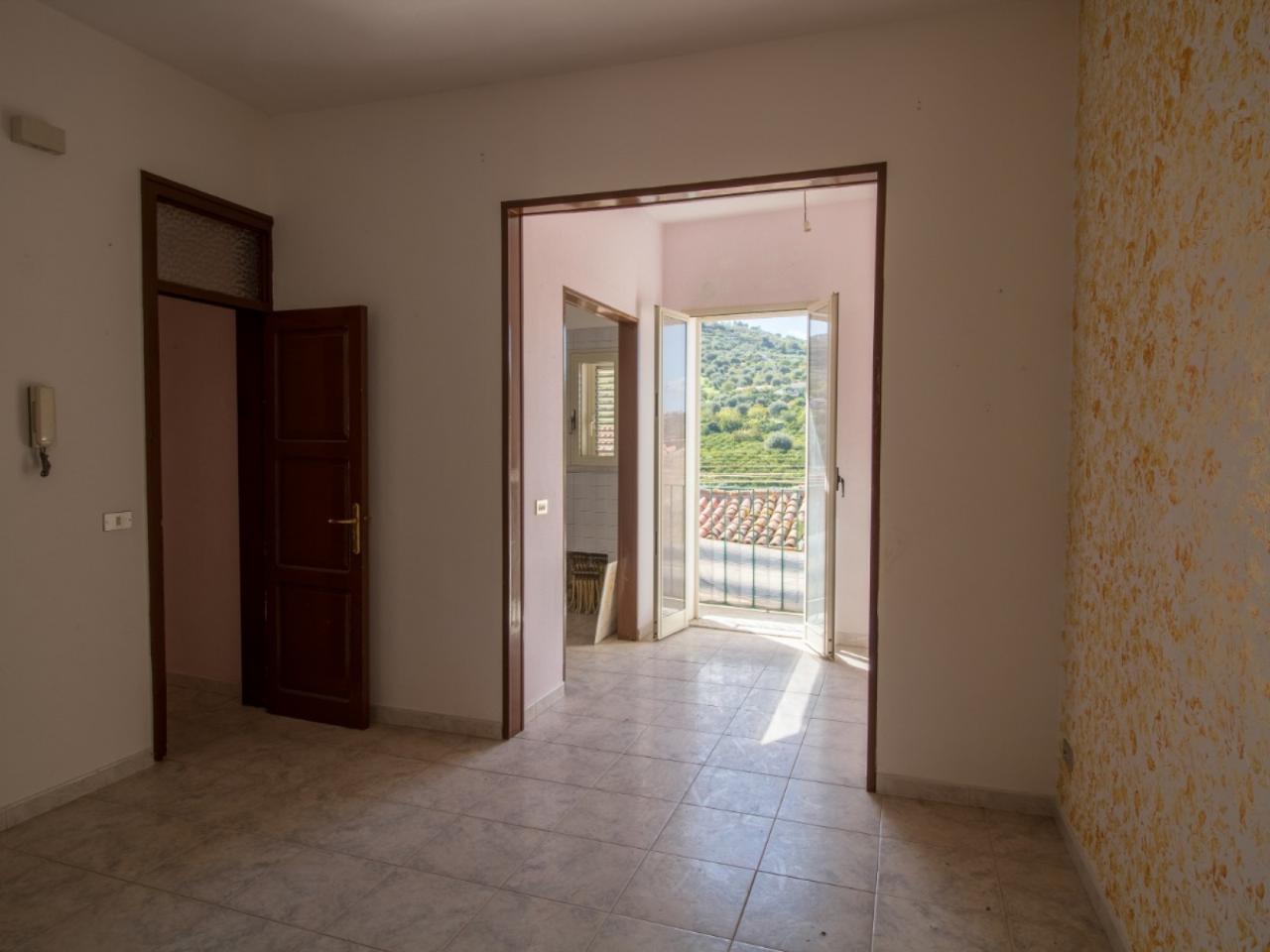 Appartamento in vendita a Lascari