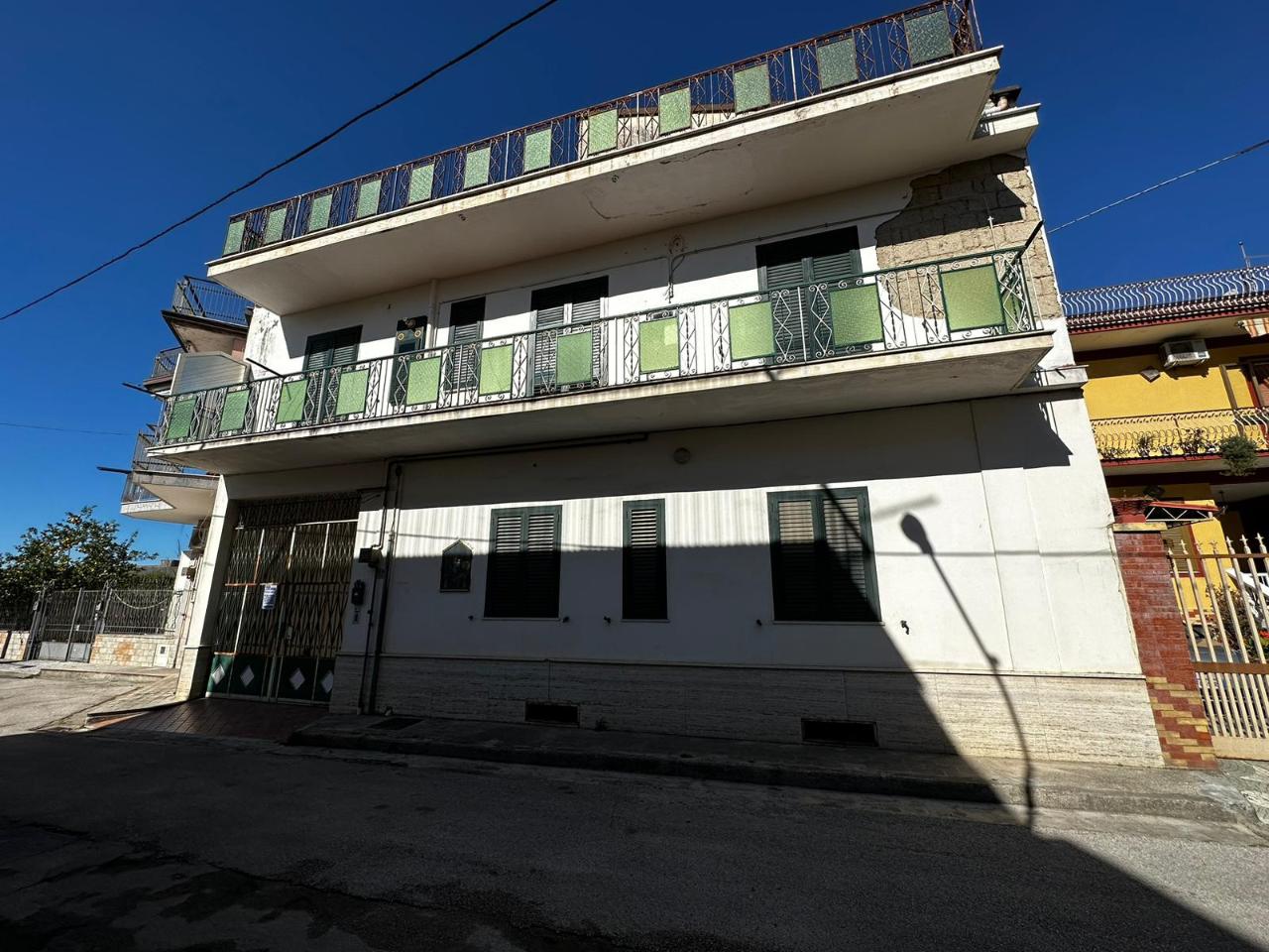 Palazzo in vendita a Maddaloni