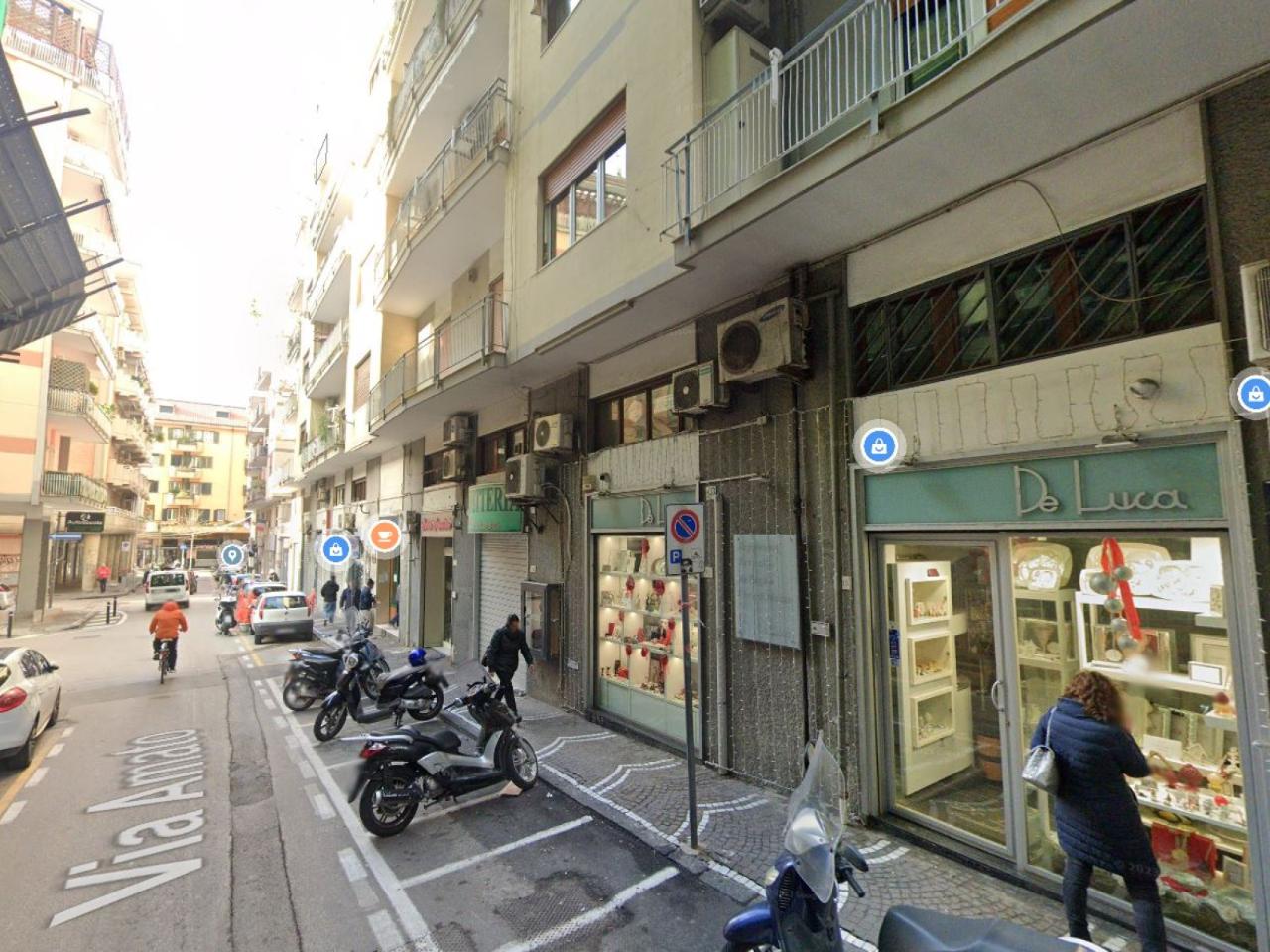 Ufficio in affitto a Castellammare Di Stabia