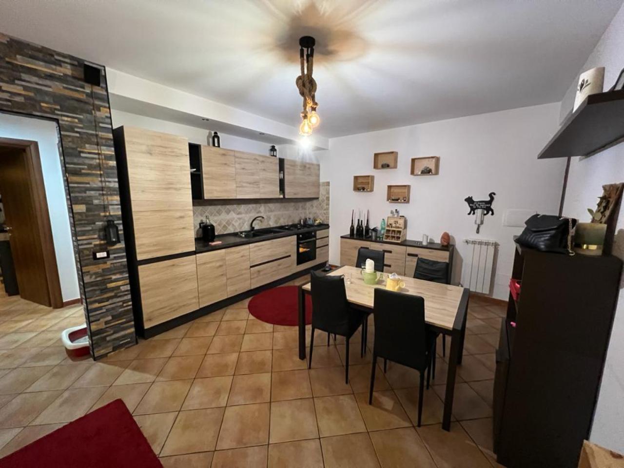 Appartamento in vendita a Cave