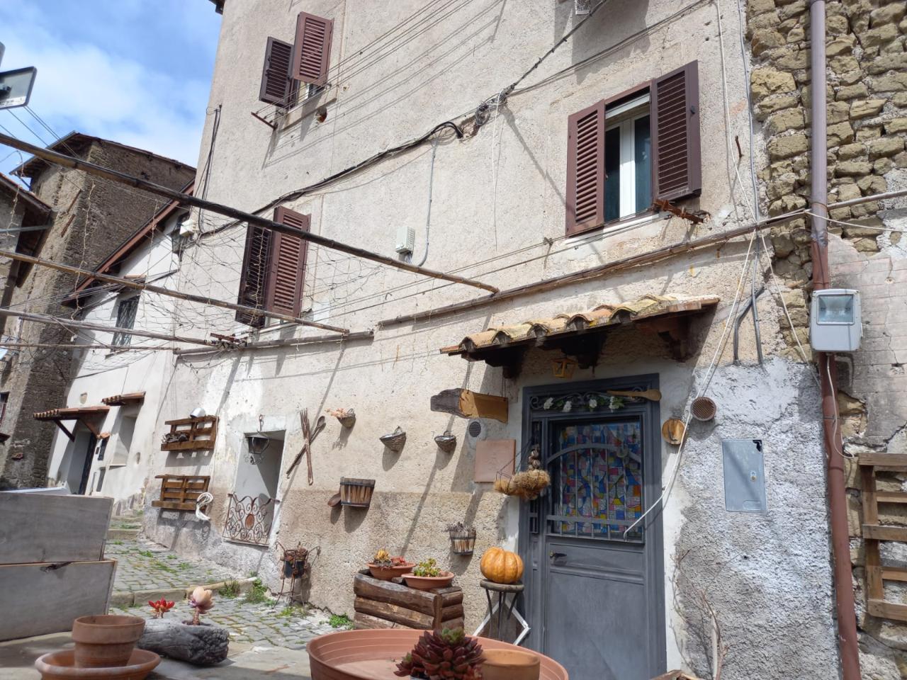 Appartamento in vendita a Cave