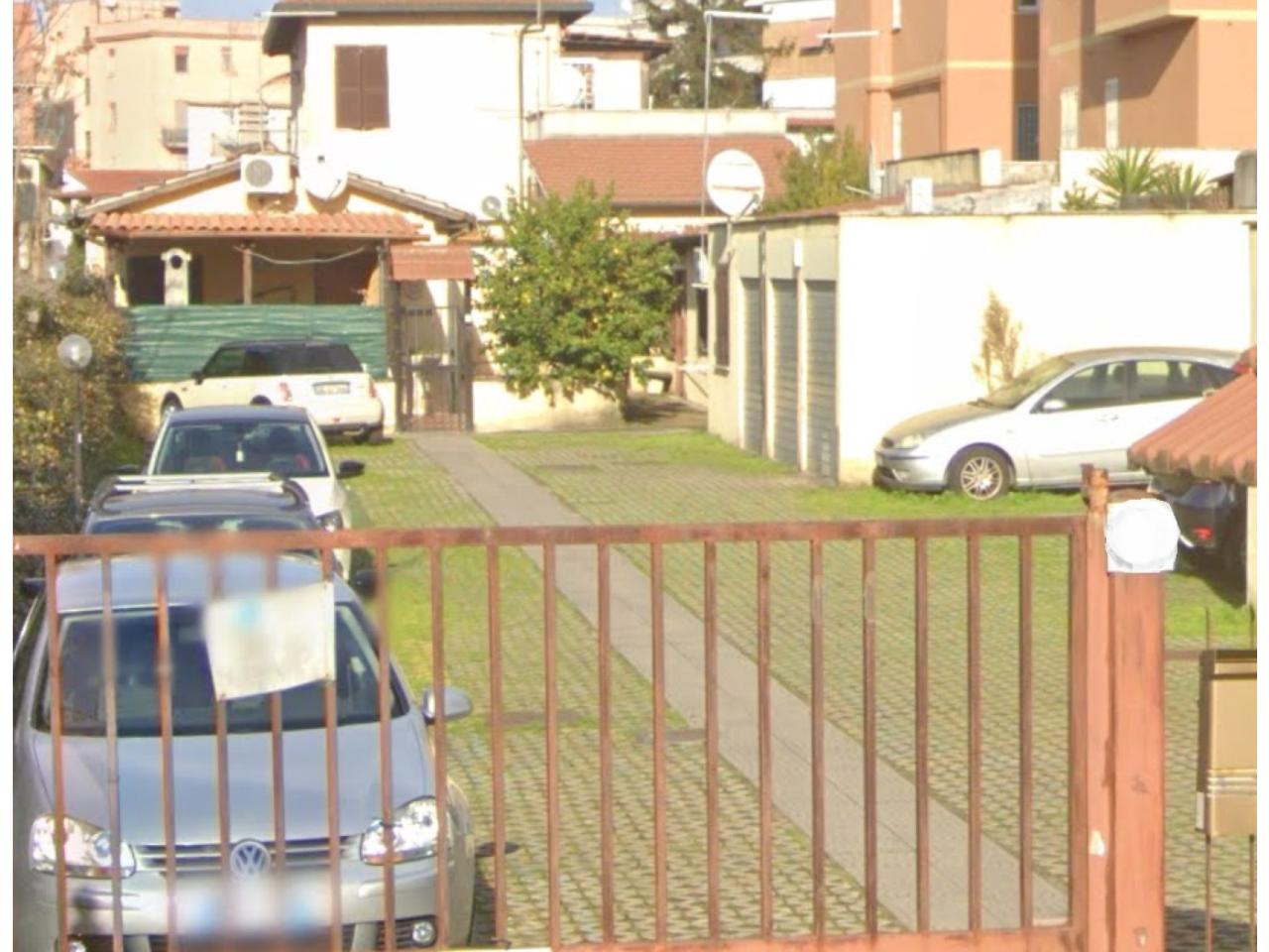 Box in vendita a Roma