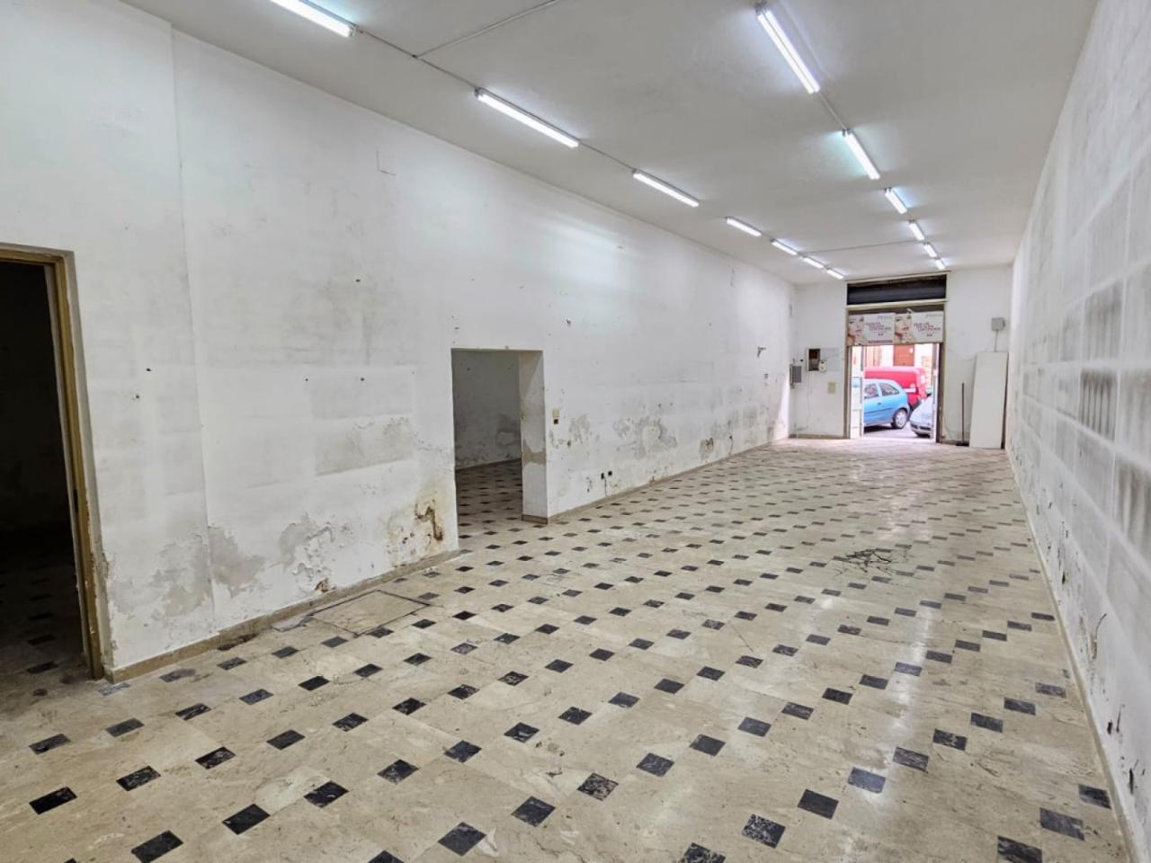 Negozio in vendita a Palermo