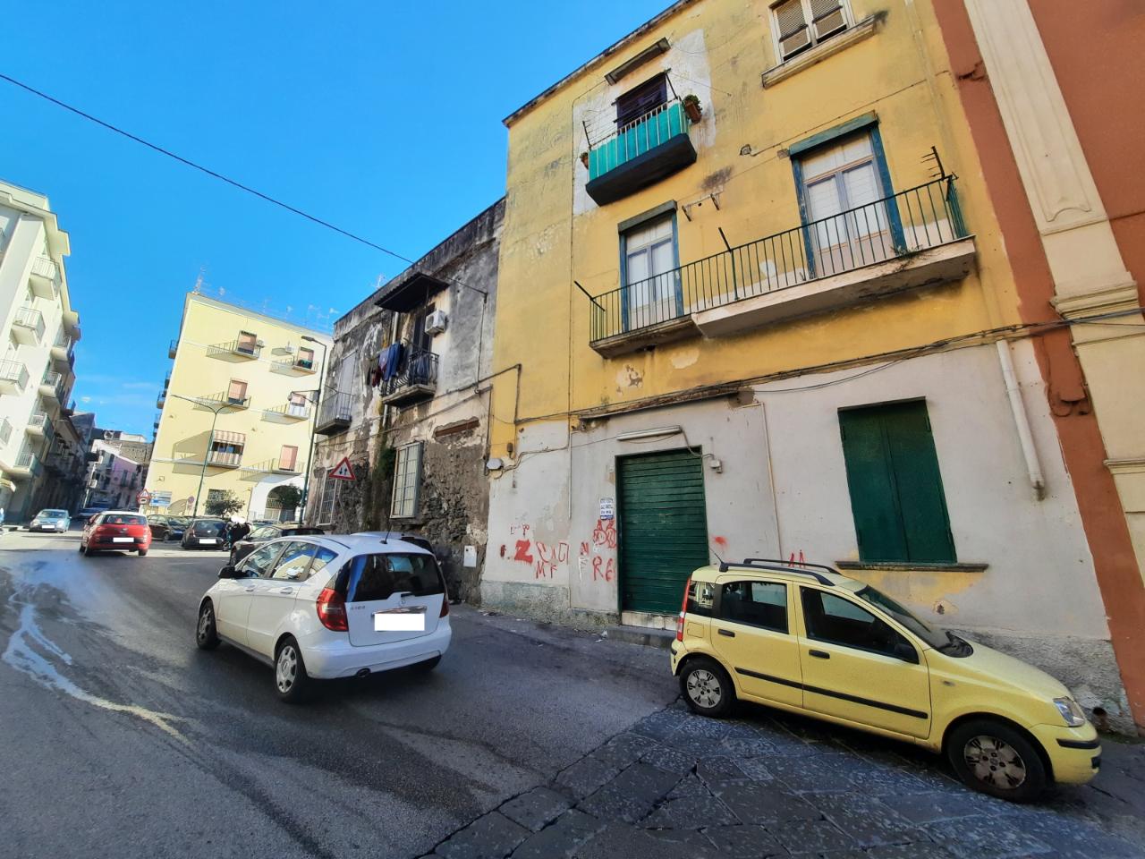 Negozio in vendita a Torre Del Greco