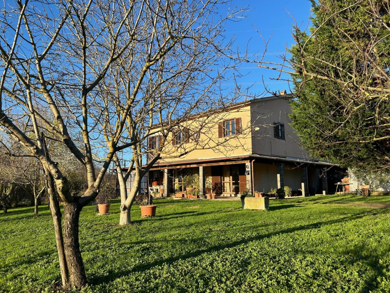 Villa in vendita a Monterosi
