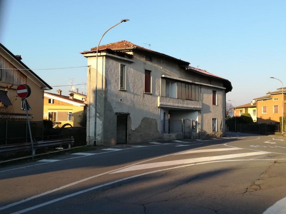 Palazzo in vendita a Palazzolo Sull'Oglio