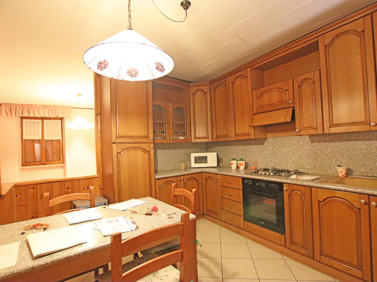 Palazzo in vendita a Niardo