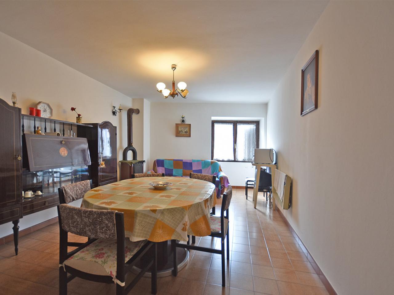 Palazzo in vendita a Cedegolo