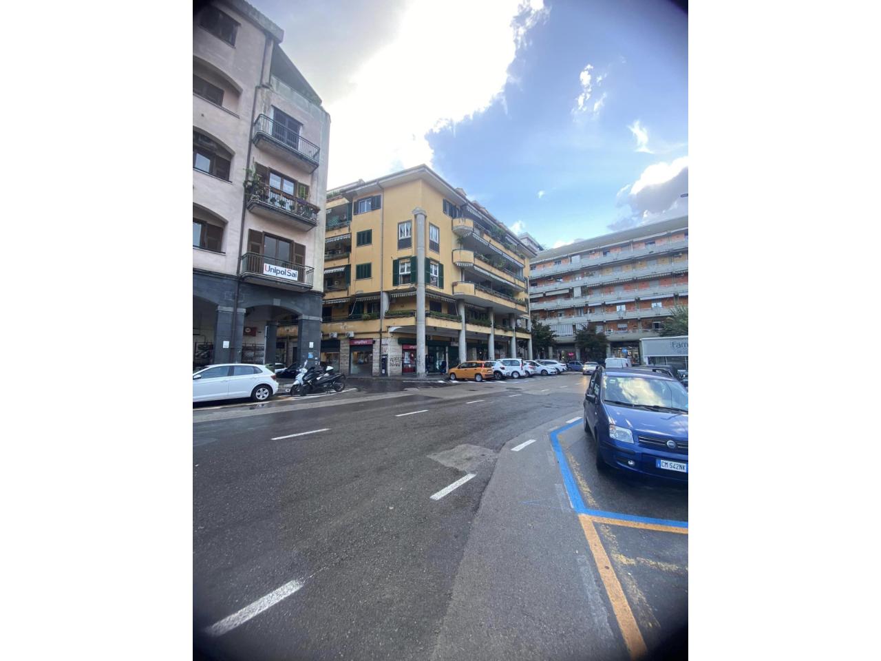 Box in vendita a Castellammare Di Stabia